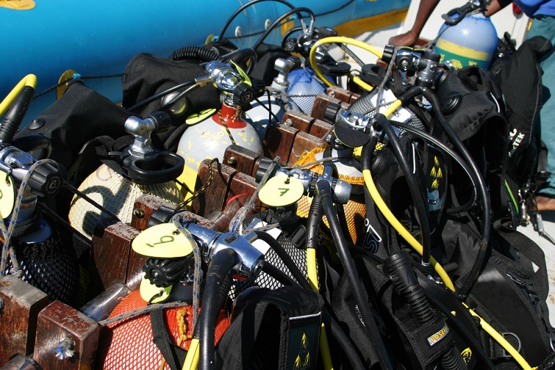 Basic Scuba Diving Equipment - Extreme Sports X