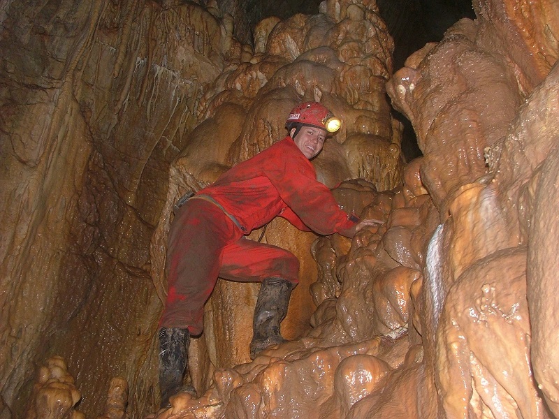Caving Tips for Beginners: What You Must Bring - Extreme Sports X