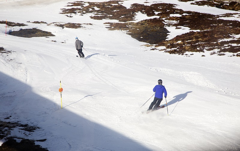 Skiing in Scotland: A Guide to the Main 5 Resorts - Extreme Sports X